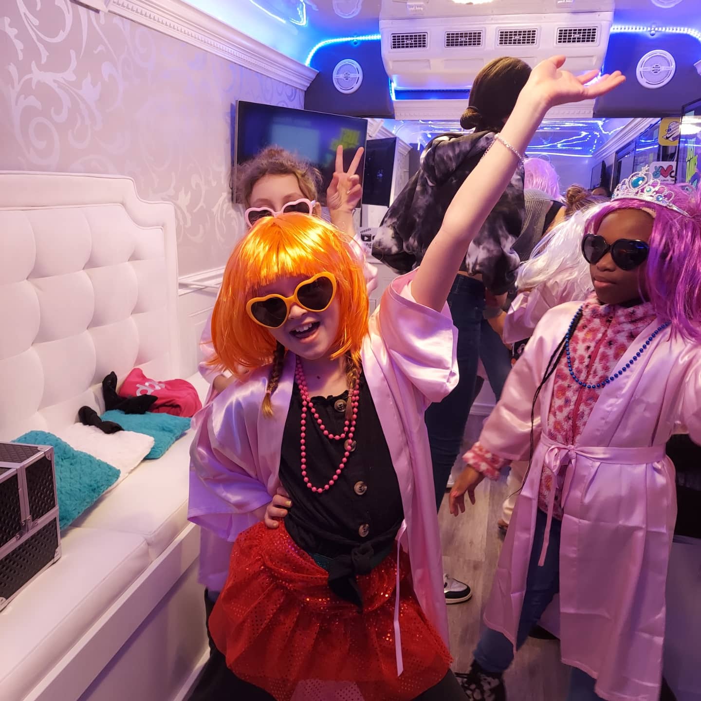 About NY Glam Life glamour parties in NYC and Long Island